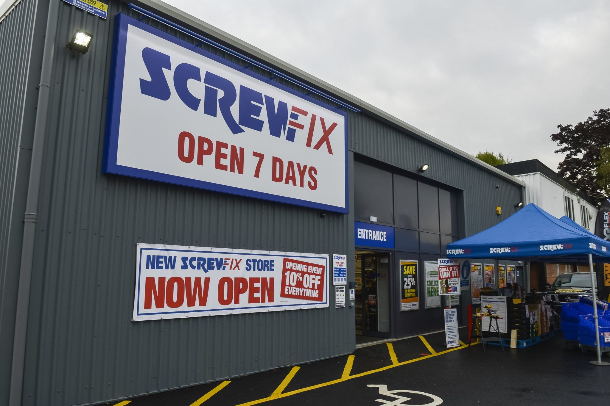 Screwfix high-res - Hardware Association